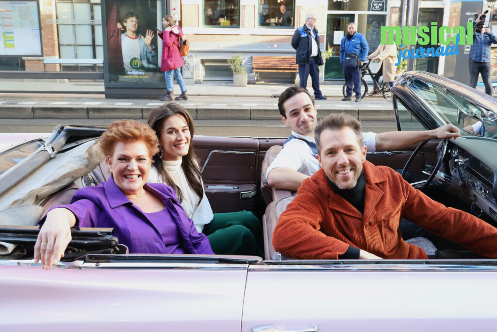 Marjolijn Touw, Esmée Dekker, William Spaaij en Jonathan Vroege in ...